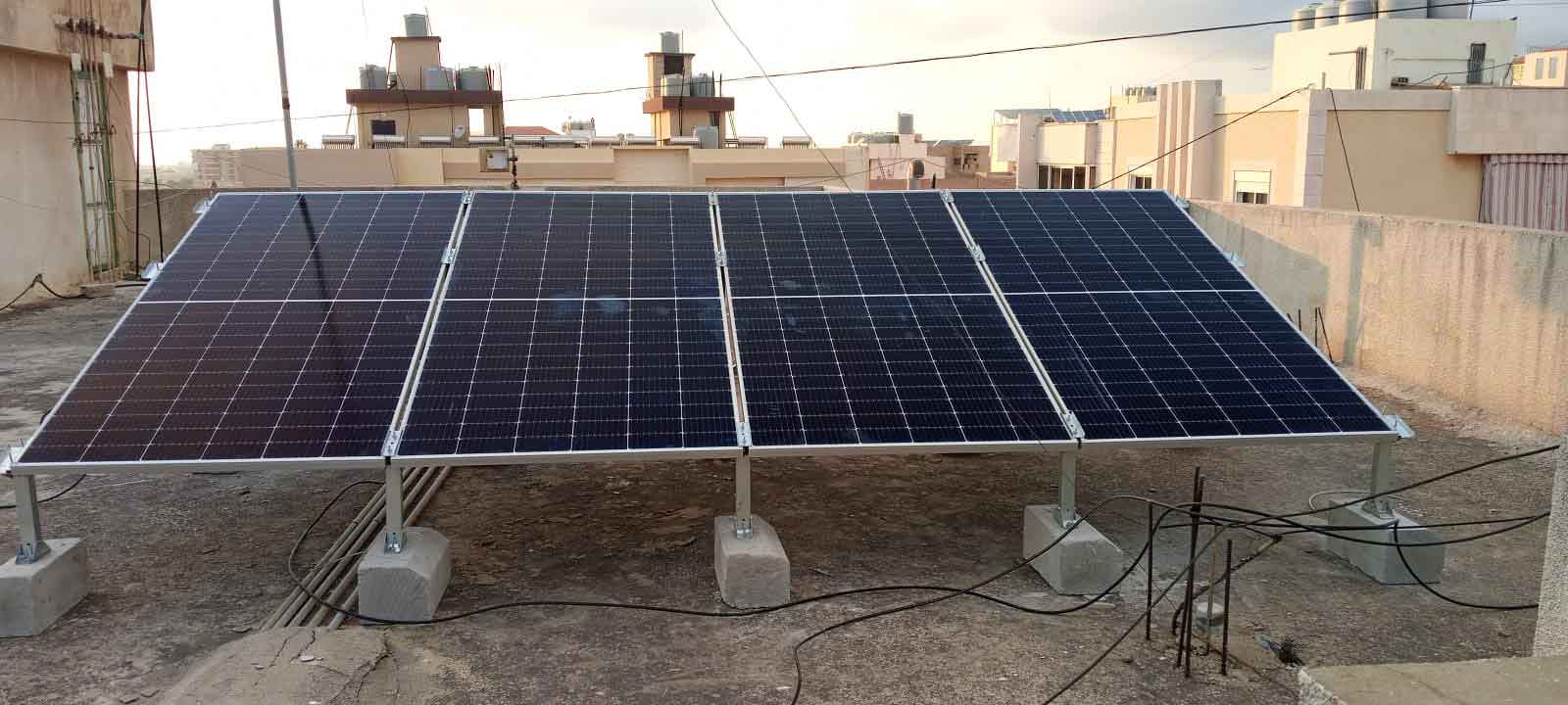 HYBRID SOLAR SYSTEM IN HOUSH - IGT